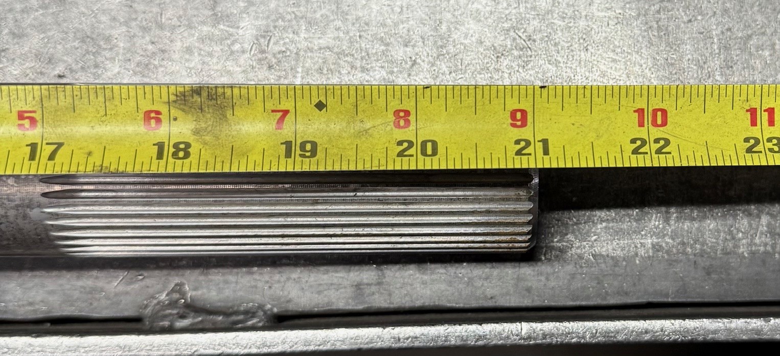 B1-11056 - Custom Alloy 40 Spline Axle 21", 5 x 4 1/2" GUN-DRILL (1 ...